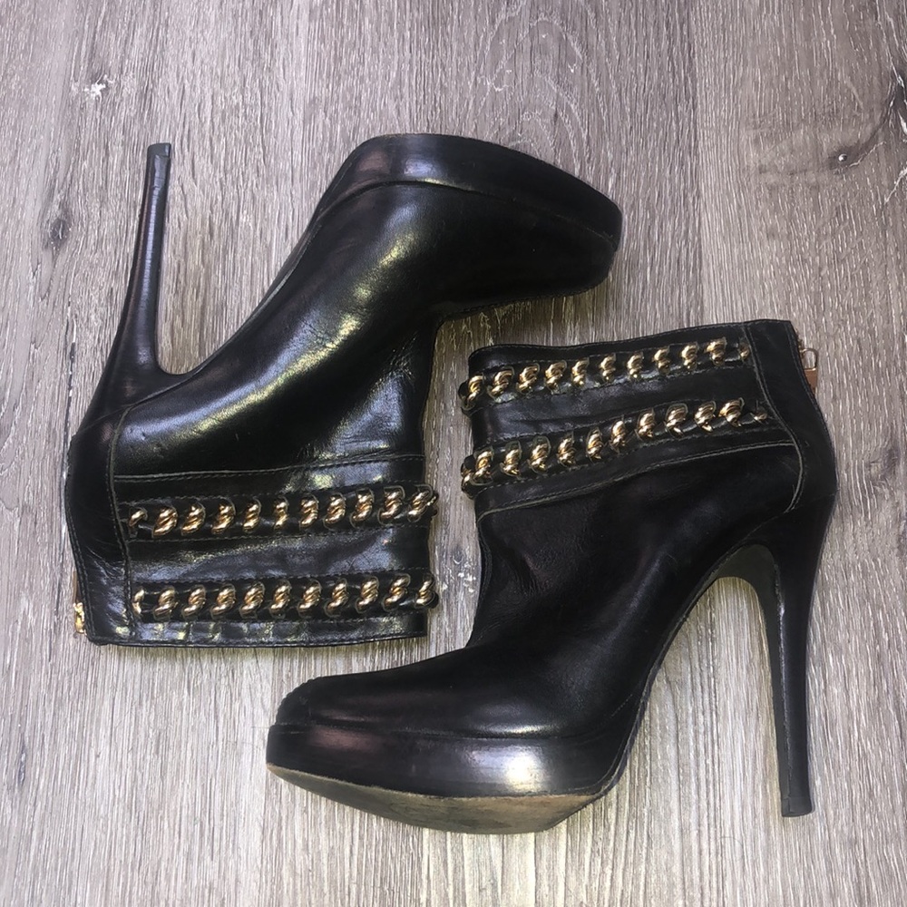 Tory Burch Lysa Chain Link Trim Platform Back Zip Boo… - Gem